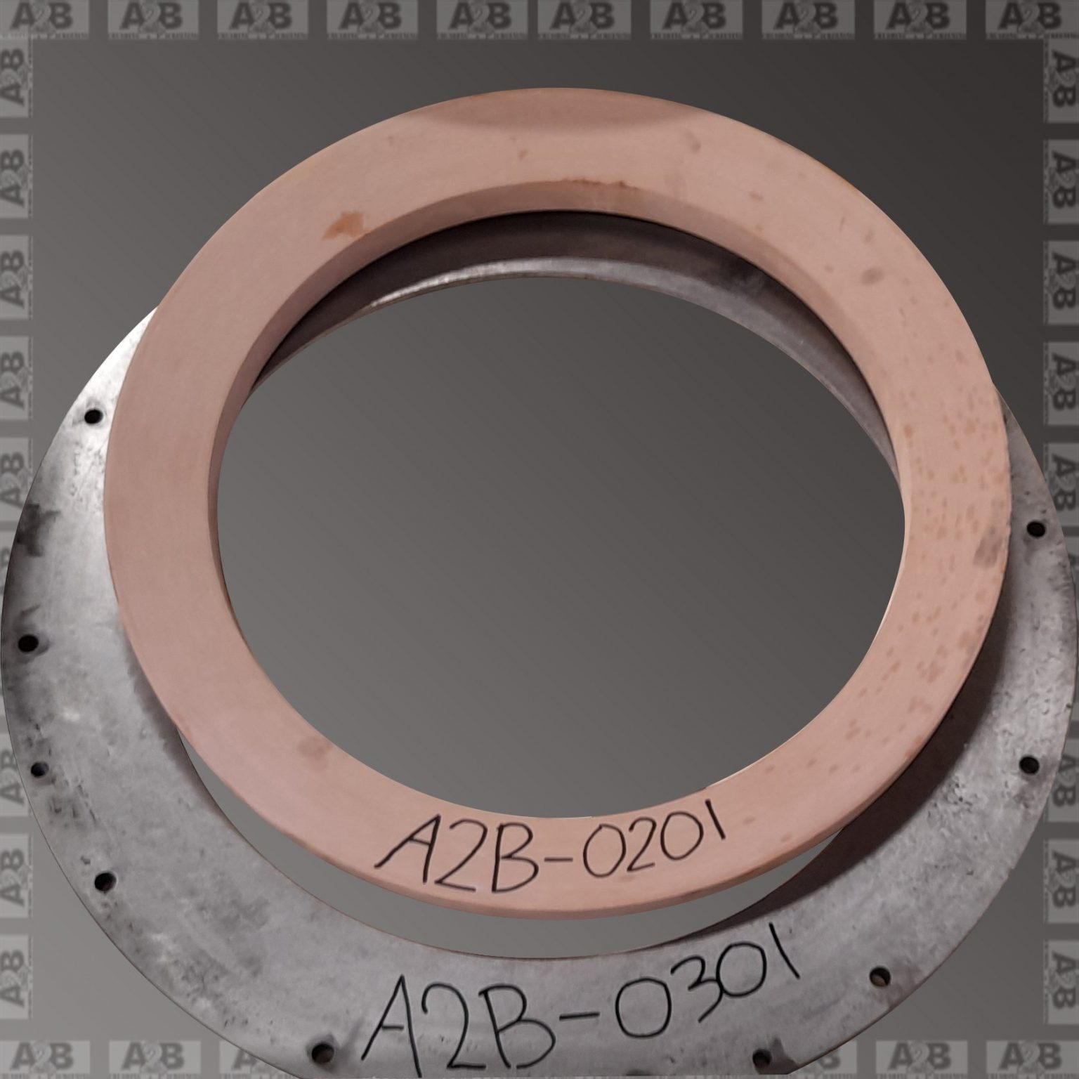 DUST SEAL AND RETAINING RING to suit SANDVIK QH441 - A2B Crushing and ...